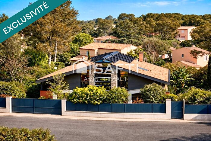 Maison à vendre - Saint-Raphaël, Boulouris - 5 pièces - 4 chambres