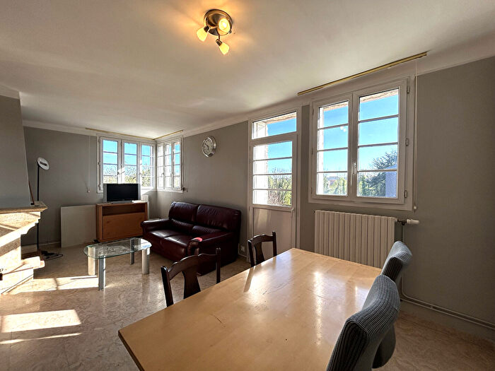 Charleville-Mézières, Villette : Appartement 4 pièces à vendre