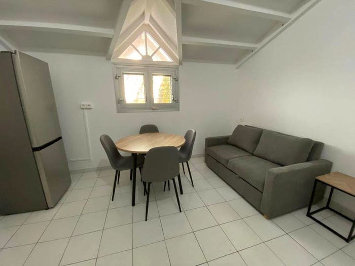 Appartement 2 pièces à louer à Le Gosier