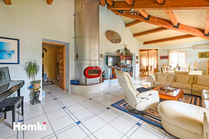 Maison à vendre - Arles, Trébon - 12 pièces - 6 chambres