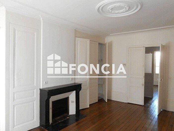 Appartement 4 pièces à Centre-Hôtel de Ville, Limoges, à louer