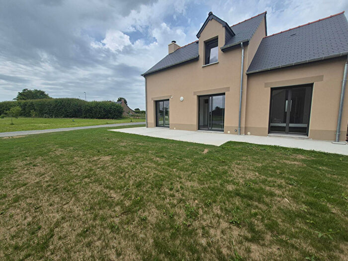 Maison 5 pièces à louer à Combourg