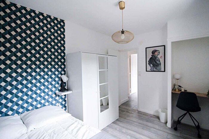 Croix Luizet, Villeurbanne : Appartement 1 pièce à louer