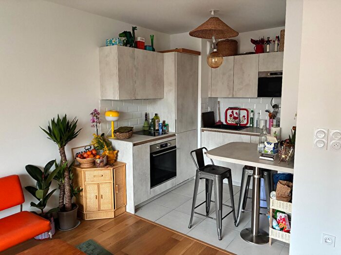 Appartement à louer - Clermont-Ferrand, Jaude, Fontgiève Saint-Alyre - 2 pièces - 1 chambre