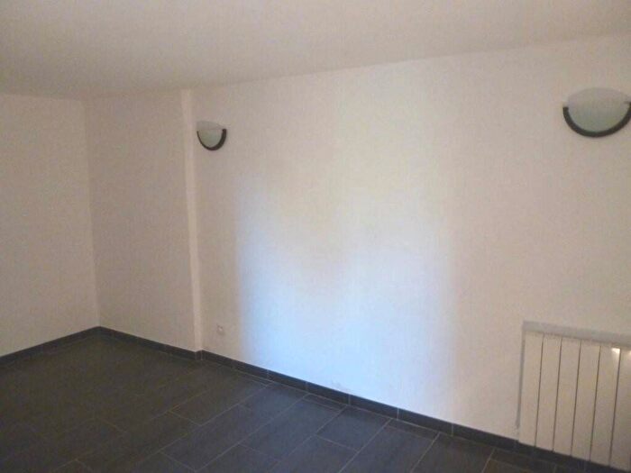 Appartement à louer - Tourrettes-sur-Loup - 1 pièce