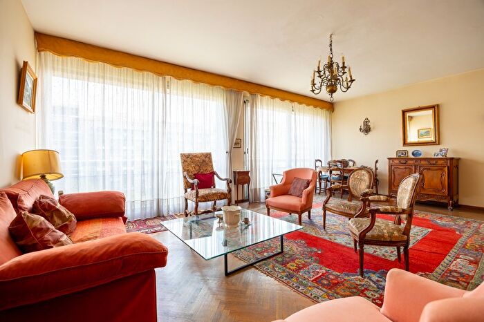 Appartement 5 pièces à Marseille 8ème, Saint-Giniez, à vendre