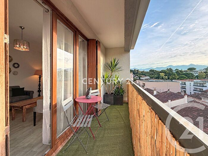 Appartement 3 pièces à louer à Aubagne, Centre-ville, Beaumond