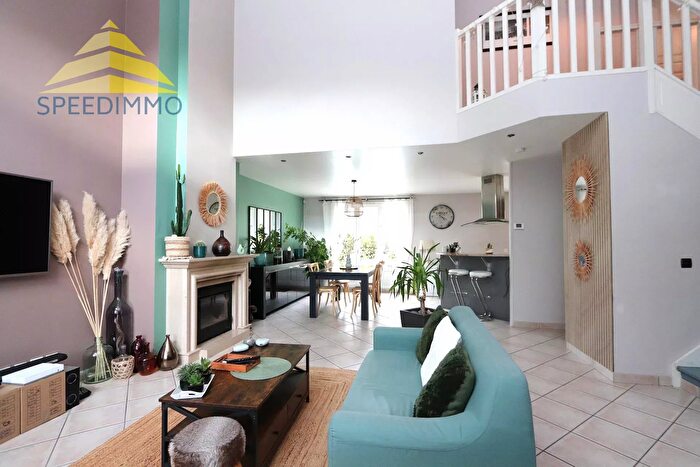 Maison à vendre - Servon - 7 pièces - 5 chambres