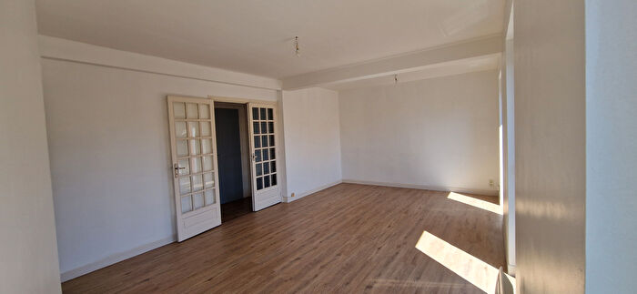 Appartement à louer - Souillac - 3 pièces - 2 chambres