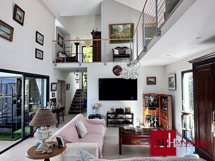 Maison à vendre - Saint-Paul - 6 pièces - 3 chambres