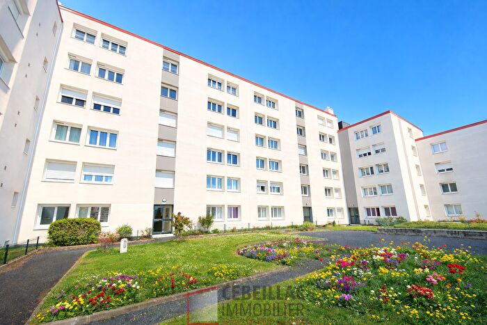 Appartement à vendre - Clermont-Ferrand, Vallières, Sallins, Poncillon - 3 pièces - 2 chambres