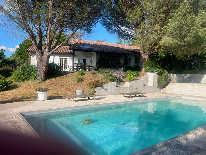 Vienne, Centre-ville - Maison 5 pièces à vendre