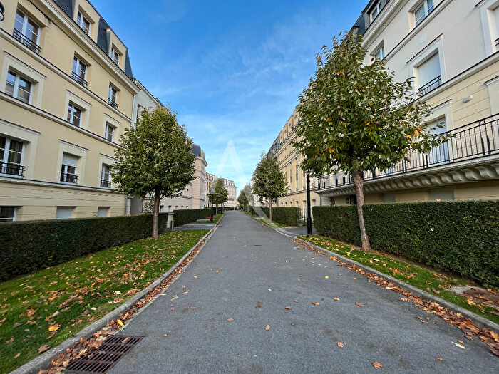 Reims, Europe, Chemin Vert : Appartement 3 pièces à louer