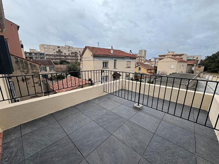 Appartement à louer - Toulon, Pont du Las - 3 pièces - 2 chambres