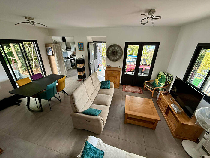 Maison à vendre - La Possession, Pichette, Plateau - 6 pièces - 3 chambres