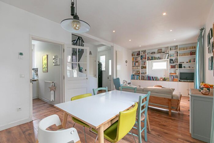 Maison à vendre - Saint-Maur-des-Fossés, La Varenne - 3 pièces - 2 chambres