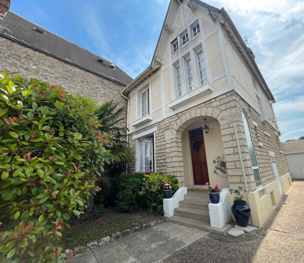 Maison à vendre - Mantes-la-Jolie, Centre-ville - 5 pièces - 3 chambres