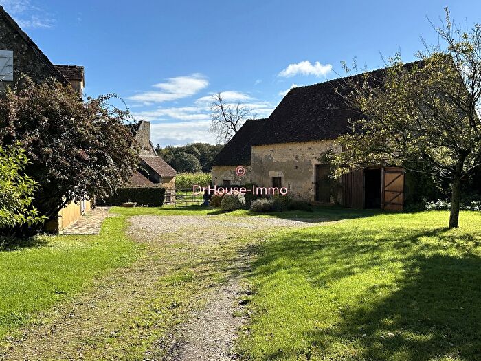 Maison à vendre - Bellou-le-Trichard - 6 pièces - 3 chambres