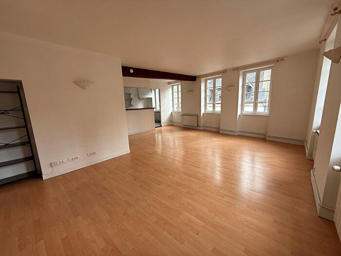 Moulins, Centre-ville - Appartement 4 pièces à louer