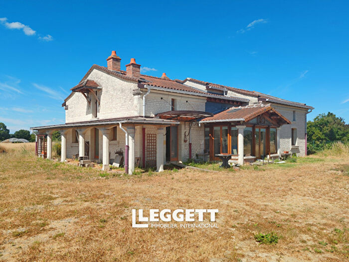 Maison à vendre - Berthegon - 6 pièces - 4 chambres