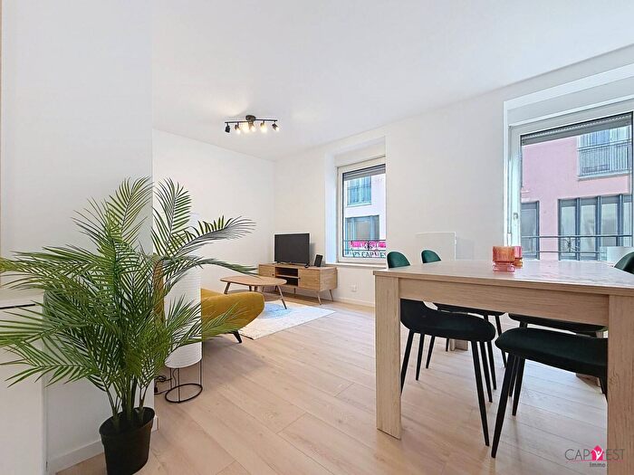 Appartement à louer - Poincare Est, Strasbourg - 2 pièces - 1 chambre