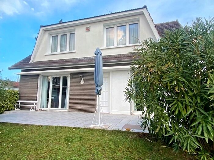 Maison à vendre - Aulnay-sous-Bois, Prevoyant, Le Parc - 6 pièces - 5 chambres