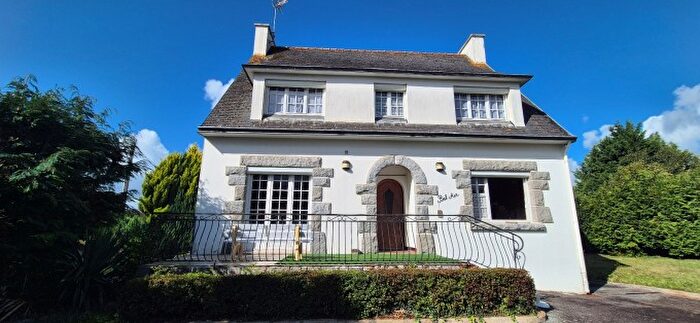 Maison à vendre - Gouesnach - 6 pièces - 5 chambres