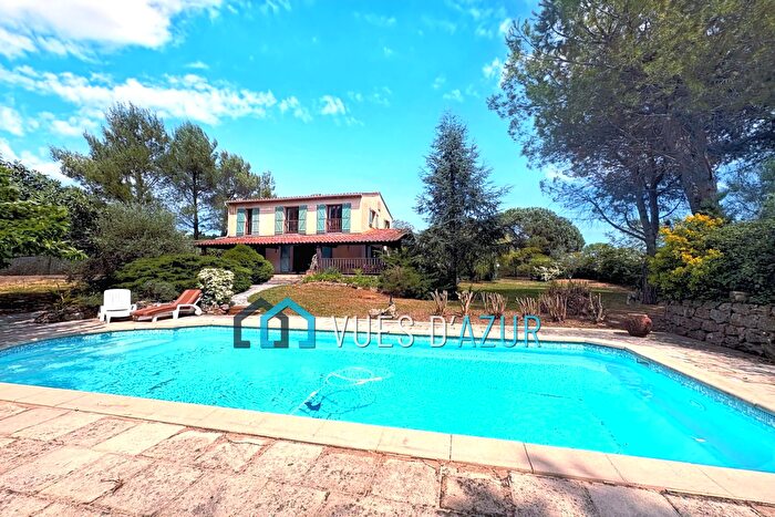 Châteauneuf-Grasse - Maison 5 pièces à vendre