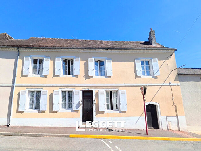 Maison 7 pièces à vendre - Saint-Yrieix-la-Perche