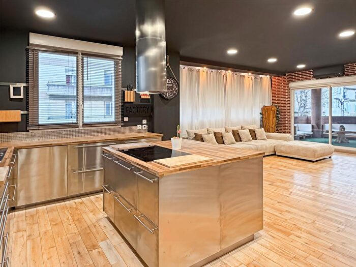 Appartement à vendre - Tarascon, Centre-ville, Château, Condamine - 3 pièces - 2 chambres