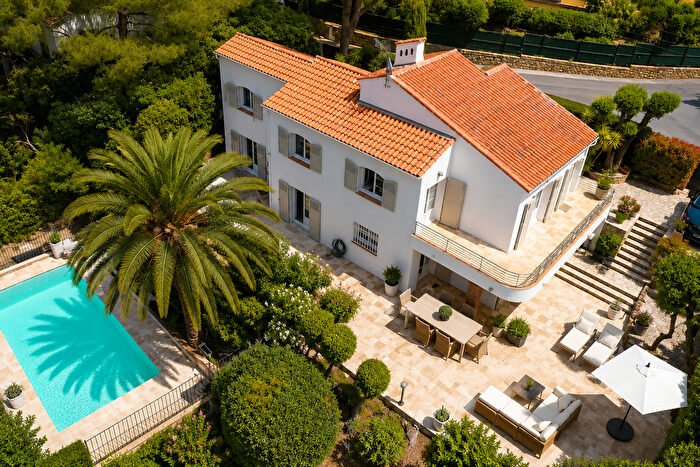 Maison 6 pièces à Saint-Raphaël, Boulouris, à vendre