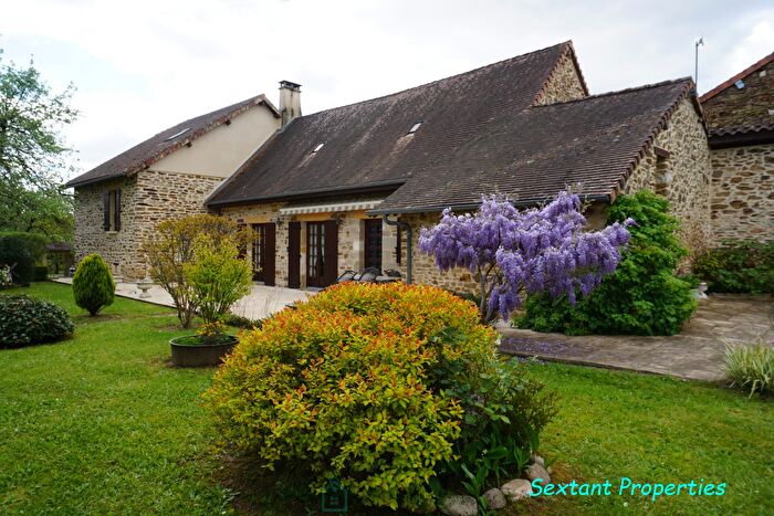 Maison à vendre - Saint-Jory-de-Chalais - 6 pièces - 4 chambres