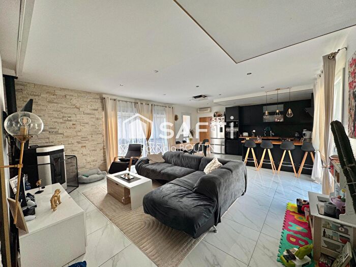 Maison à vendre - Saint-Maxire - 5 pièces - 4 chambres