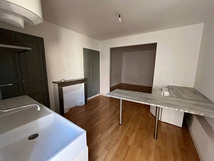 Appartement à louer - Gambetta, Nîmes - 1 pièce