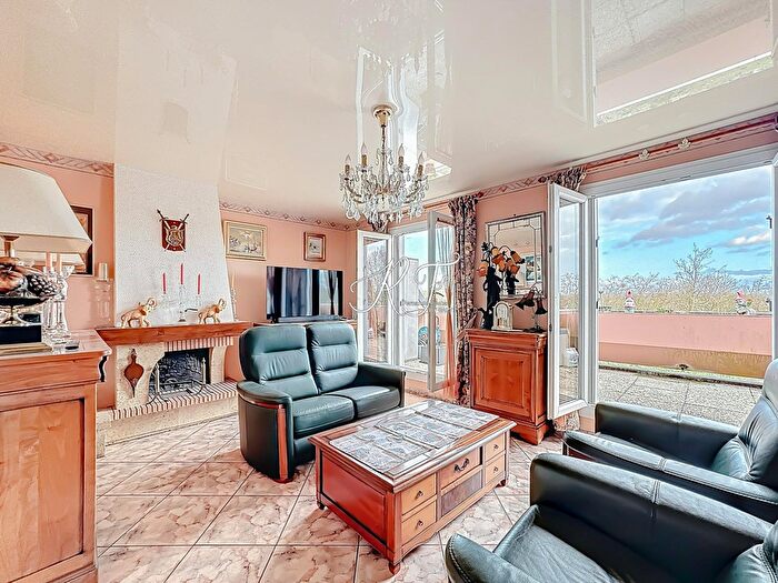 Éragny, Challe : Appartement 5 pièces à vendre