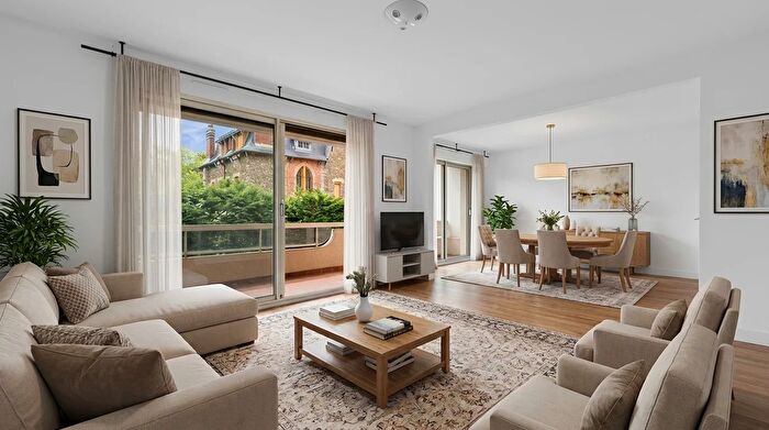 Appartement à vendre - Vaucresson - 5 pièces - 3 chambres