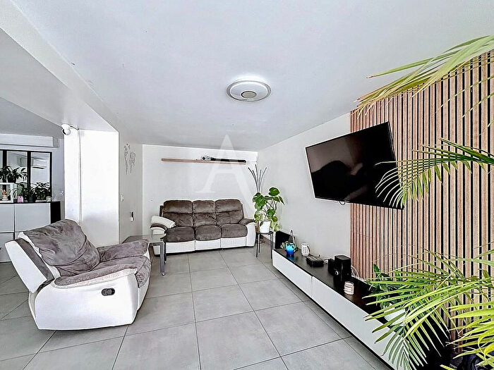 Maison à vendre - Reuil-en-Brie - 6 pièces - 4 chambres