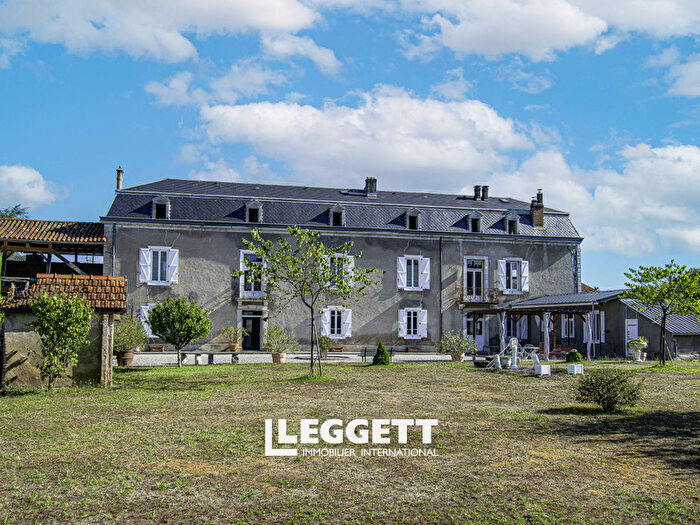 Maison à vendre - Pointis-Inard - 15 pièces - 10 chambres