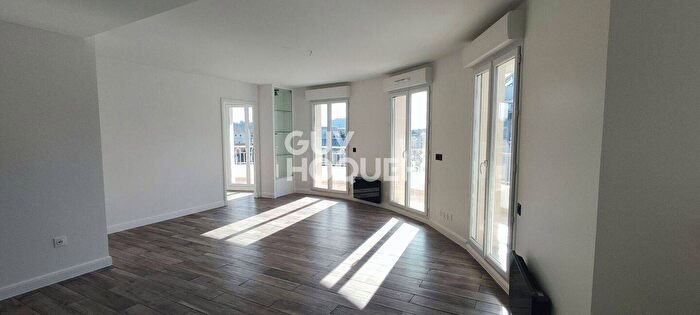 Appartement à louer - Centre Ville, Rosny-sous-Bois - 4 pièces - 3 chambres