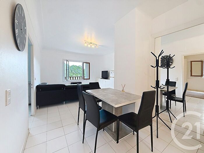 Appartement 3 pièces à Mougins, Le Colombier, Colombe, Cabrières, Le Bordé, à louer
