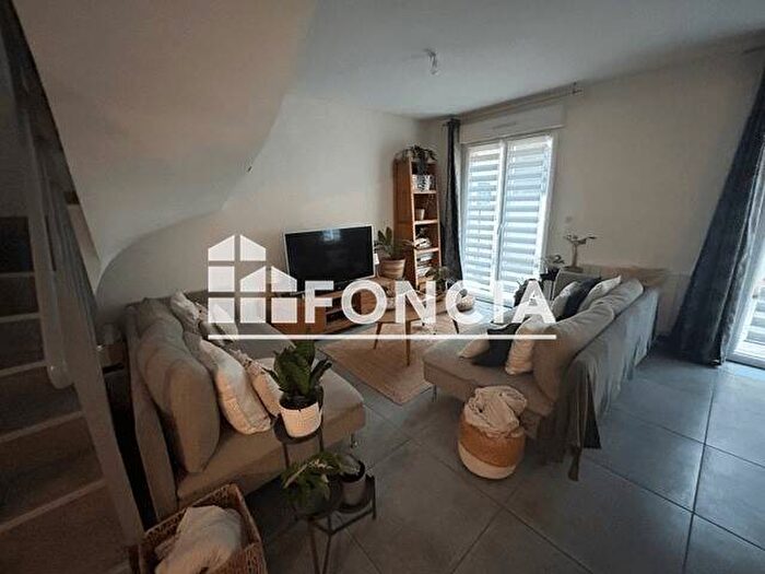 Maison à louer - Canal, Givors - 4 pièces - 3 chambres