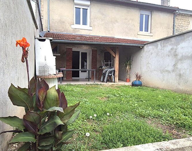 Maison à vendre - Saint-Dizier - 4 pièces - 3 chambres