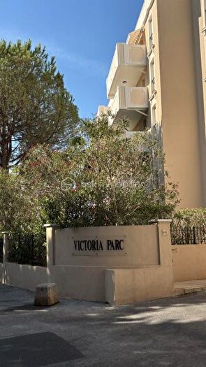 Hyères, Centre-ville : Appartement 2 pièces à vendre