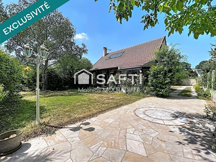 Maison 7 pièces à Boissy-Saint-Léger, Centre-ville, Progrès, à vendre