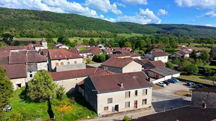 Maison 3 pièces à vendre à Chavannes-sur-Suran