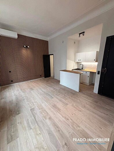 Appartement à louer - Marseille ème arrondissement - 2 pièces