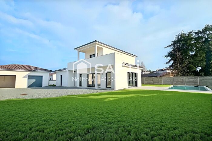 Maison à vendre - Bergerac, Centre-ville - 5 pièces - 4 chambres