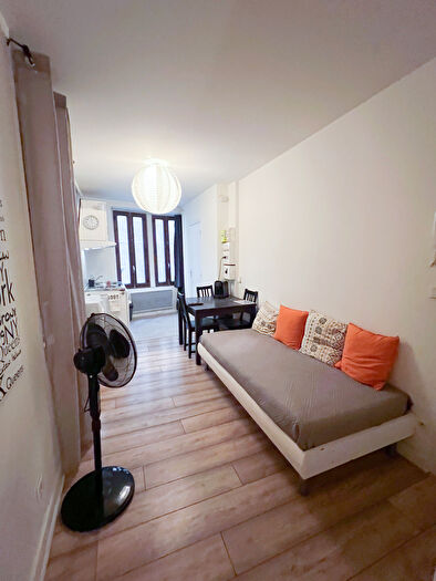 Appartement 2 pièces à Chambéry, Centre-ville, à vendre