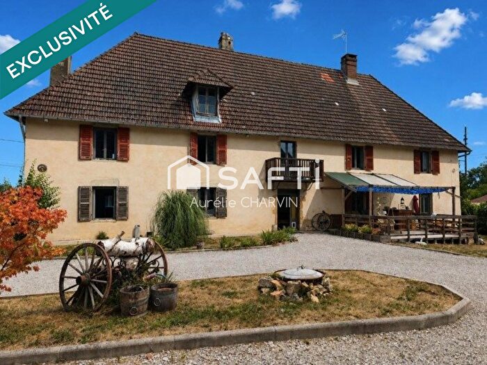 Sellières : Maison 12 pièces à vendre