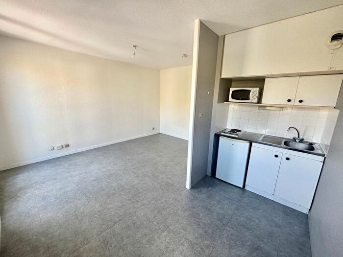 Appartement à louer - Limoges, CHU - 1 pièce